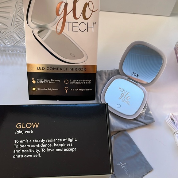 glowtech | Accessories | Rechargeable Super Bright Led Compact Mirror 3 ...
